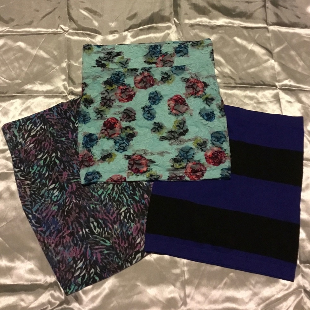3 Body Hugger Mini Skirts + 1 Free! - Gem